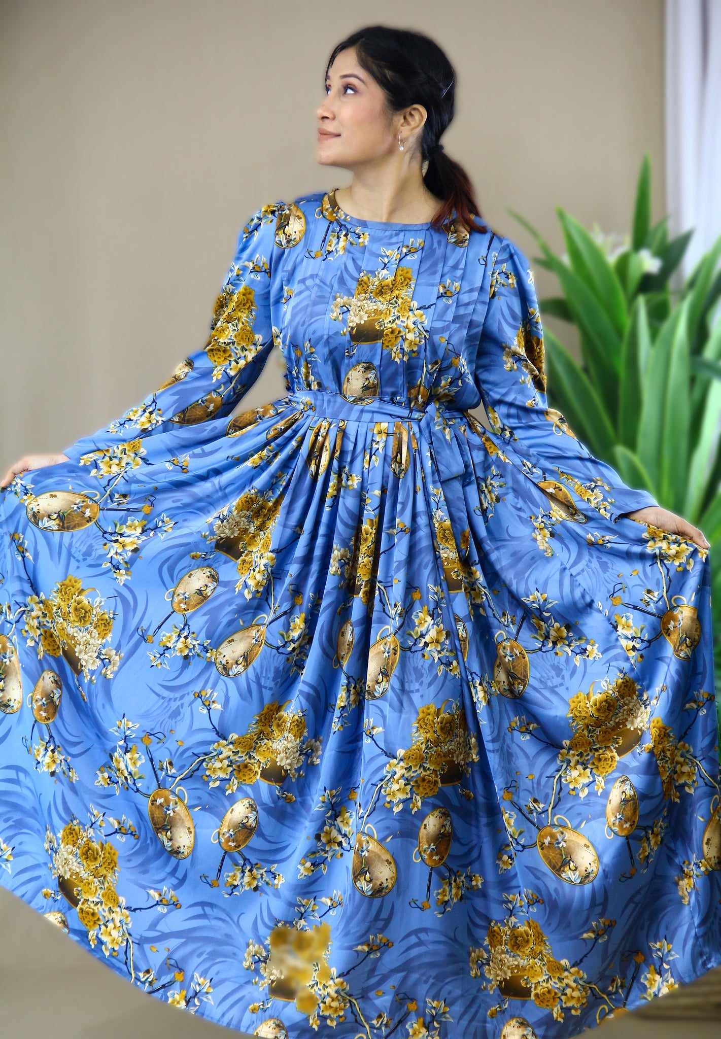 Royal Silk Gown (B) – TRENZY