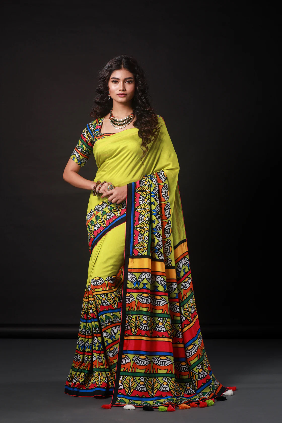 নীহারিকা – TRENZY